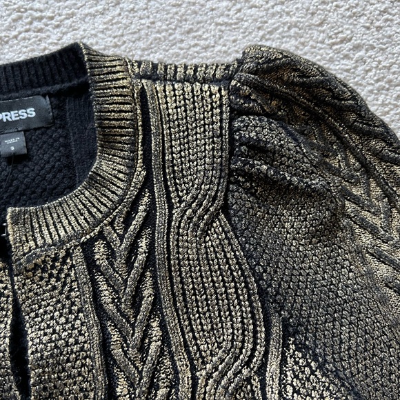 Express | Sweaters | New Express Gold Foil Metallic Cable Knit Sweater ...